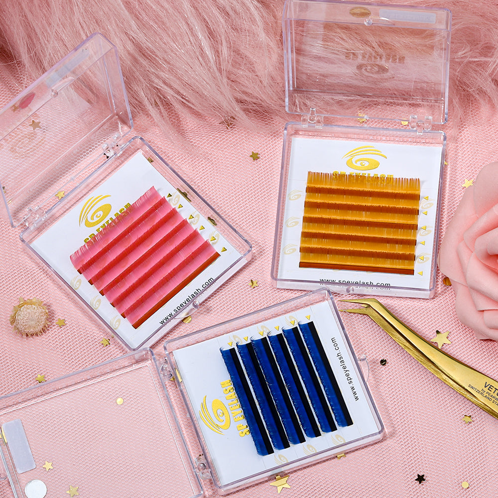 Color Lashes Are Taking Over the Beauty Industry: Colored Lash Extensi ...